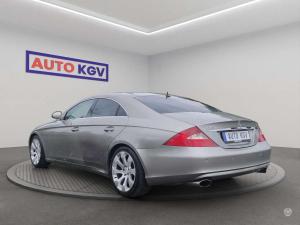 Grey Mercedes-Benz CLS 350 2006 in Vilnius, with an engine capacity of 3.50 L and mileage of 268 thousand km for 4999 €, photo 4 on AUTOMOTO.COM.LV