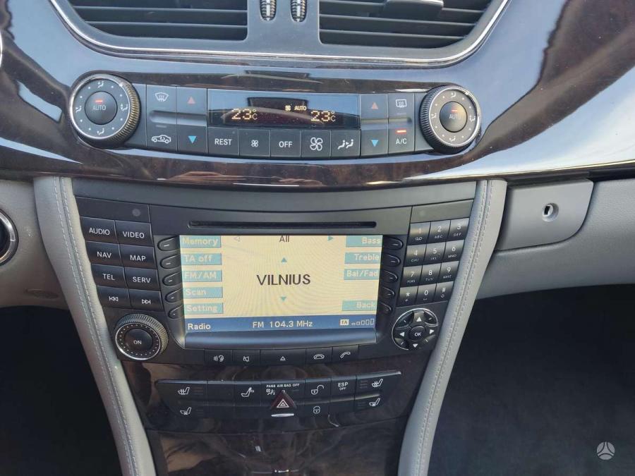 Серый Мерседес ЦЛС 350 2007 в Вильнюс, объемом двигателя 3.50 л и пробегом 173 тыс. км за 7600 €, фото 20 на AUTOMOTO.COM.LV