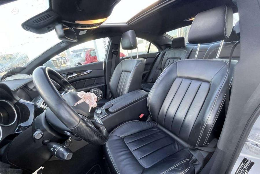 Pelēks Mercedes-Benz CLS 350 2011 Kauņa, ar dzinēja tilpumu 3.50 L un nobraukumu 188 tūkst. km par 8990 €, foto 11 vietnē AUTOMOTO.COM.LV