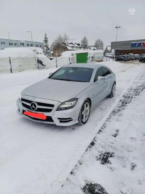 Grey Mercedes-Benz CLS 350 2011 in Plunge, with an engine capacity of 2.99 L and mileage of 173 thousand km for 6500 €, photo 2 on AUTOMOTO.COM.LV