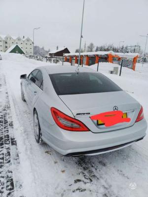 Grey Mercedes-Benz CLS 350 2011 in Plunge, with an engine capacity of 2.99 L and mileage of 173 thousand km for 6500 €, photo 4 on AUTOMOTO.COM.LV