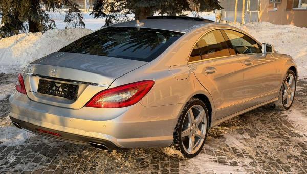 Grey Mercedes-Benz CLS 350 2011 in Kaunas, with an engine capacity of 3.50 L and mileage of 188 thousand km for 10900 €, photo 4 on AUTOMOTO.COM.LV