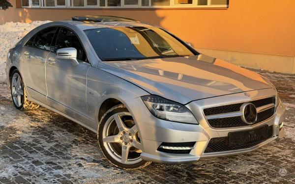 Grey Mercedes-Benz CLS 350 2011 in Kaunas, with an engine capacity of 3.50 L and mileage of 188 thousand km for 10900 €, photo 8 on AUTOMOTO.COM.LV