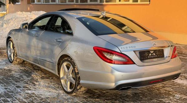 Grey Mercedes-Benz CLS 350 2011 in Kaunas, with an engine capacity of 3.50 L and mileage of 188 thousand km for 10900 €, photo 10 on AUTOMOTO.COM.LV