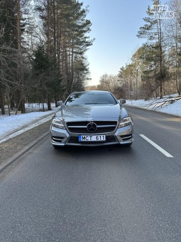 Pelēks Mercedes-Benz CLS 350 2011 Kretinga, ar dzinēja tilpumu 3.00 L un nobraukumu 282 tūkst. km par 14000 €, foto 2 vietnē AUTOMOTO.COM.LV