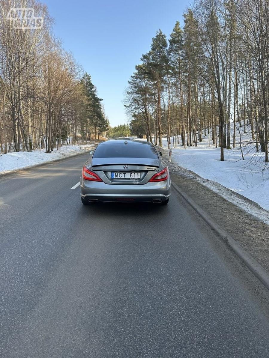 Grey Mercedes-Benz CLS 350 2011 in Kretinga, with an engine capacity of 3.00 L and mileage of 282 thousand km for 13700 €, photo 9 on AUTOMOTO.COM.LV