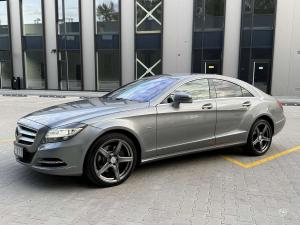 Grey Mercedes-Benz CLS 350 2011 in Vilnius, with an engine capacity of 2.99 L and mileage of 314 thousand km for 12300 €, photo 13 on AUTOMOTO.COM.LV