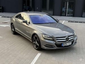Grey Mercedes-Benz CLS 350 2011 in Vilnius, with an engine capacity of 2.99 L and mileage of 314 thousand km for 12300 €, photo 16 on AUTOMOTO.COM.LV