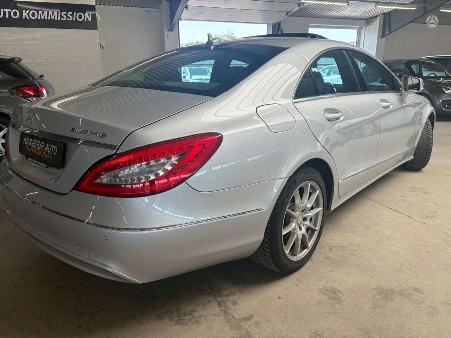 Grey Mercedes-Benz CLS 350 2011 in Panevezys, with an engine capacity of 2.99 L and mileage of 164 thousand km for 11500 €, photo 5 on AUTOMOTO.COM.LV