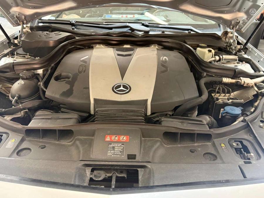 Grey Mercedes-Benz CLS 350 2011 in Panevezys, with an engine capacity of 2.99 L and mileage of 164 thousand km for 11500 €, photo 10 on AUTOMOTO.COM.LV