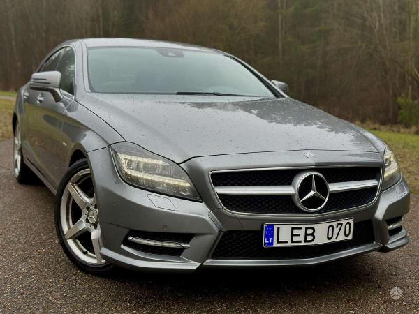 Grey Mercedes-Benz CLS 350 2012 in Vilnius, with an engine capacity of 2.99 L and mileage of 335 thousand km for 13500 €, photo 5 on AUTOMOTO.COM.LV