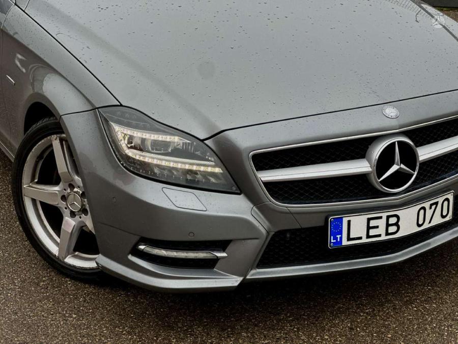 Pelēks Mercedes-Benz CLS 350 2012 Viļņa, ar dzinēja tilpumu 2.99 L un nobraukumu 335 tūkst. km par 13500 €, foto 9 vietnē AUTOMOTO.COM.LV