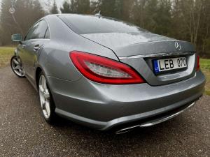 Pelēks Mercedes-Benz CLS 350 2012 Viļņa, ar dzinēja tilpumu 2.99 L un nobraukumu 335 tūkst. km par 13500 €, foto 12 vietnē AUTOMOTO.COM.LV