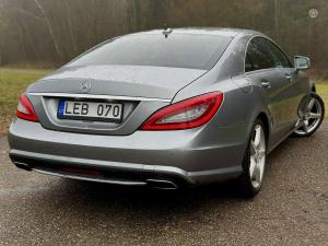 Pelēks Mercedes-Benz CLS 350 2012 Viļņa, ar dzinēja tilpumu 2.99 L un nobraukumu 335 tūkst. km par 13500 €, foto 14 vietnē AUTOMOTO.COM.LV