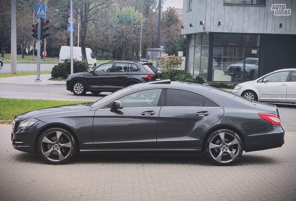 Pelēks Mercedes-Benz CLS 350 2012 Viļņa, ar dzinēja tilpumu 3.00 L un nobraukumu 263 tūkst. km par 14100 €, foto 6 vietnē AUTOMOTO.COM.LV