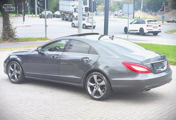 Pelēks Mercedes-Benz CLS 350 2012 Viļņa, ar dzinēja tilpumu 3.00 L un nobraukumu 263 tūkst. km par 14100 €, foto 7 vietnē AUTOMOTO.COM.LV