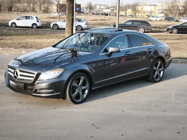 Pelēks Mercedes-Benz CLS 350 2012 Viļņa, ar dzinēja tilpumu 3.00 L un nobraukumu 263 tūkst. km par 14100 €, foto 6 vietnē AUTOMOTO.COM.LV