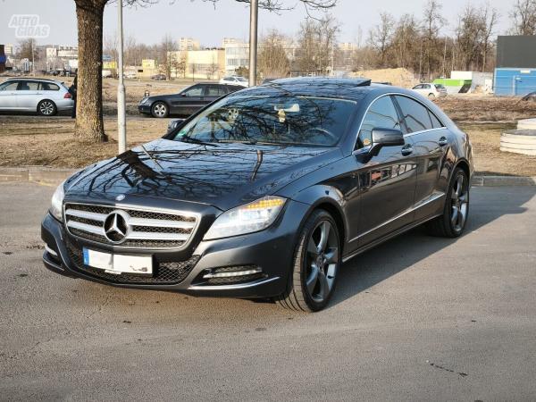 Pelēks Mercedes-Benz CLS 350 2012 Viļņa, ar dzinēja tilpumu 3.00 L un nobraukumu 263 tūkst. km par 14100 €, foto 7 vietnē AUTOMOTO.COM.LV