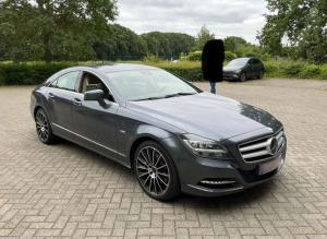 Grey Mercedes-Benz CLS 350 2012 in Kaunas, with an engine capacity of 2.99 L and mileage of 216 thousand km for 13900 €, photo 4 on AUTOMOTO.COM.LV