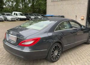 Grey Mercedes-Benz CLS 350 2012 in Kaunas, with an engine capacity of 2.99 L and mileage of 216 thousand km for 13900 €, photo 7 on AUTOMOTO.COM.LV