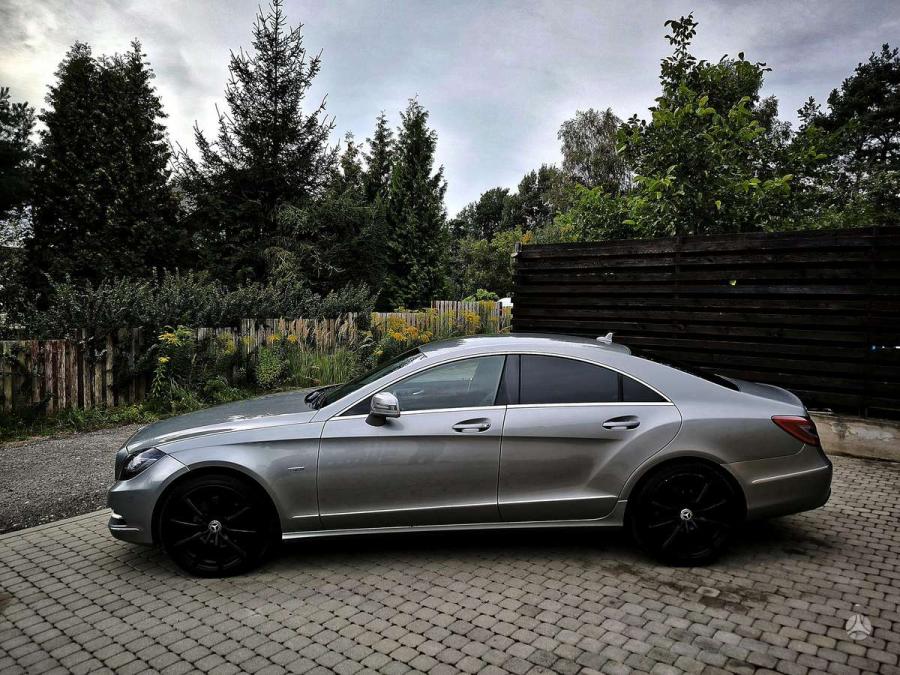 Серый Мерседес ЦЛС 350 2012 в Вильнюс, объемом двигателя 2.99 л и пробегом 324 тыс. км за 10450 €, фото 7 на AUTOMOTO.COM.LV