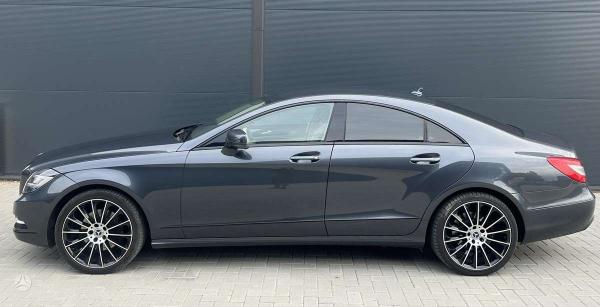 Pelēks Mercedes-Benz CLS 350 2012 Kauņa, ar dzinēja tilpumu 2.99 L un nobraukumu 217 tūkst. km par 13900 €, foto 6 vietnē AUTOMOTO.COM.LV