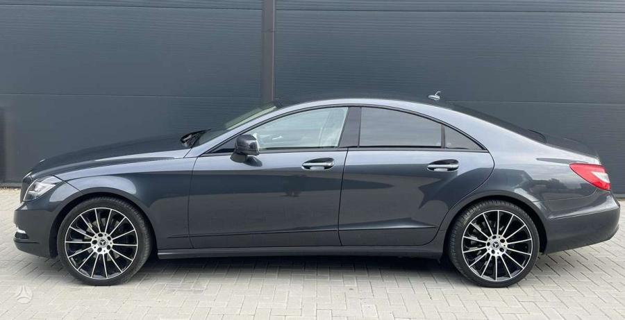 Grey Mercedes-Benz CLS 350 2012 in Kaunas, with an engine capacity of 2.99 L and mileage of 217 thousand km for 13900 €, photo 6 on AUTOMOTO.COM.LV