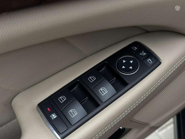 Pelēks Mercedes-Benz CLS 350 2012 Kauņa, ar dzinēja tilpumu 2.99 L un nobraukumu 217 tūkst. km par 13900 €, foto 11 vietnē AUTOMOTO.COM.LV