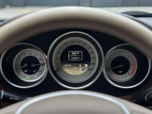 Grey Mercedes-Benz CLS 350 2012 in Kaunas, with an engine capacity of 2.99 L and mileage of 217 thousand km for 13900 €, photo 26 on AUTOMOTO.COM.LV