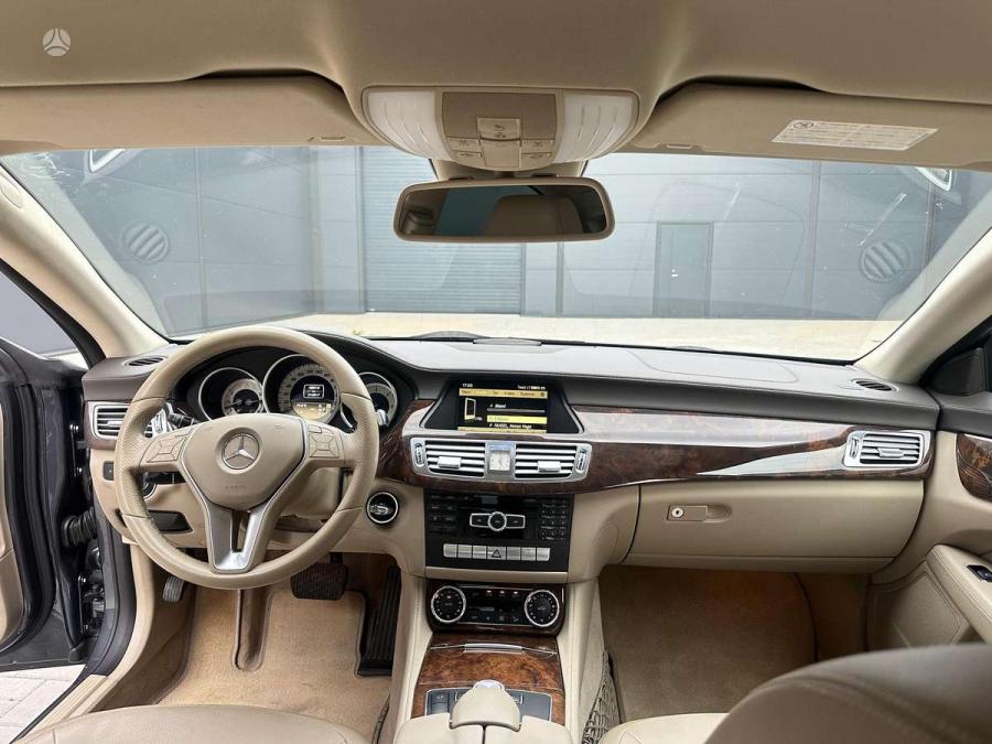 Grey Mercedes-Benz CLS 350 2012 in Kaunas, with an engine capacity of 2.99 L and mileage of 217 thousand km for 13900 €, photo 32 on AUTOMOTO.COM.LV