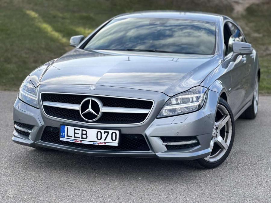 Серый Мерседес ЦЛС 350 2013 в Вильнюс, объемом двигателя 2.99 л и пробегом 355 тыс. км за 10000 €, фото 1 на AUTOMOTO.COM.LV