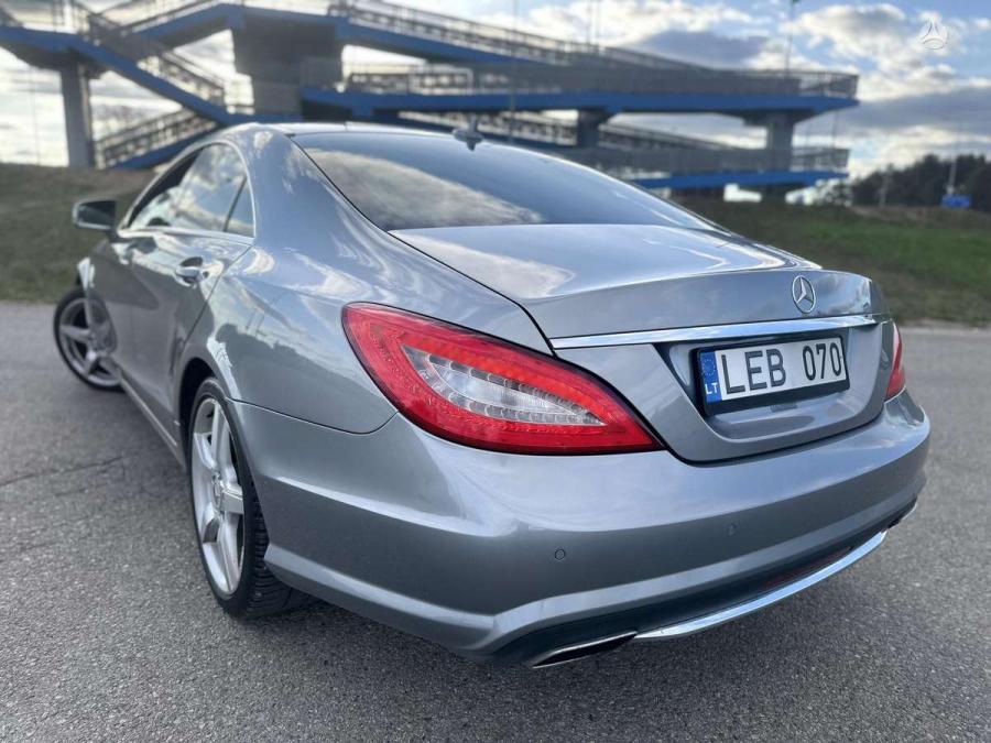 Серый Мерседес ЦЛС 350 2013 в Вильнюс, объемом двигателя 2.99 л и пробегом 355 тыс. км за 10000 €, фото 10 на AUTOMOTO.COM.LV