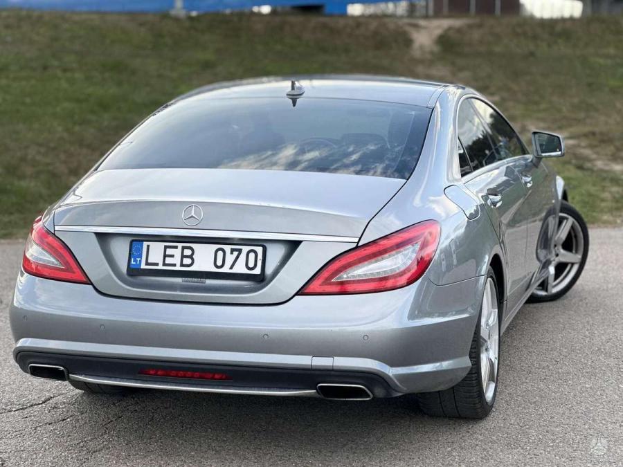 Серый Мерседес ЦЛС 350 2013 в Вильнюс, объемом двигателя 2.99 л и пробегом 355 тыс. км за 10000 €, фото 13 на AUTOMOTO.COM.LV