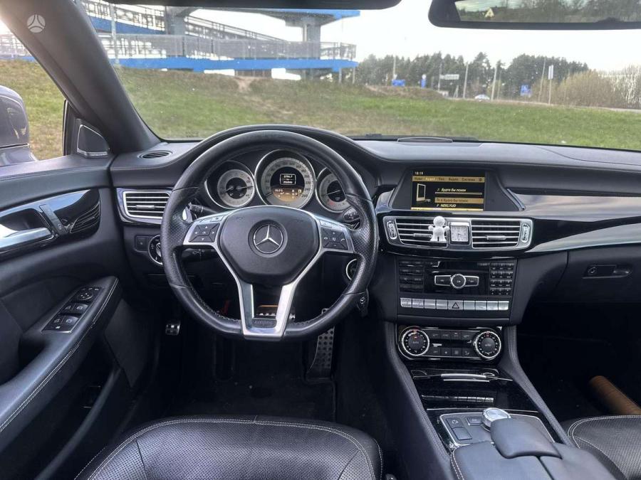 Серый Мерседес ЦЛС 350 2013 в Вильнюс, объемом двигателя 2.99 л и пробегом 355 тыс. км за 10000 €, фото 15 на AUTOMOTO.COM.LV