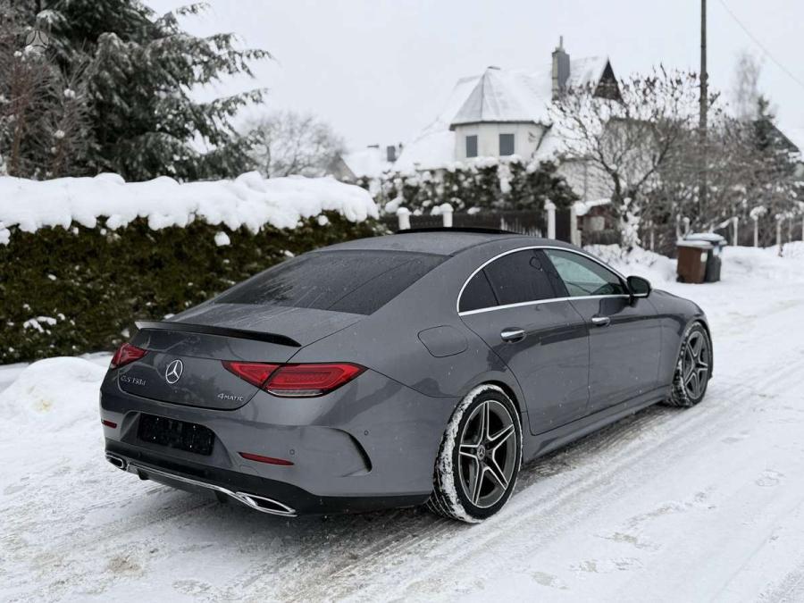 Grey Mercedes-Benz CLS 350 2018 in Vilnius, with an engine capacity of 2.93 L and mileage of 257 thousand km for 27900 €, photo 10 on AUTOMOTO.COM.LV