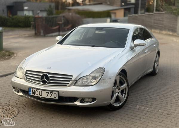 Pelēks Mercedes-Benz CLS 350 2005 Viļņa, ar dzinēja tilpumu 3.50 L un nobraukumu 329 tūkst. km par 2950 €, foto 1 vietnē AUTOMOTO.COM.LV
