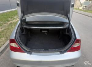 Grey Mercedes-Benz CLS 350 2005 in Vilnius, with an engine capacity of 3.50 L and mileage of 329 thousand km for 2950 €, photo 16 on AUTOMOTO.COM.LV