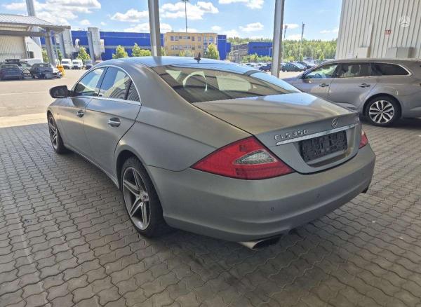 Grey Mercedes-Benz CLS 350 2009 in Klaipeda, with an engine capacity of 3.00 L and mileage of 295 thousand km for 3700 €, photo 4 on AUTOMOTO.COM.LV