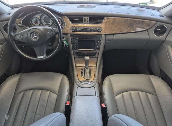 Grey Mercedes-Benz CLS 350 2009 in Klaipeda, with an engine capacity of 3.00 L and mileage of 295 thousand km for 3700 €, photo 6 on AUTOMOTO.COM.LV