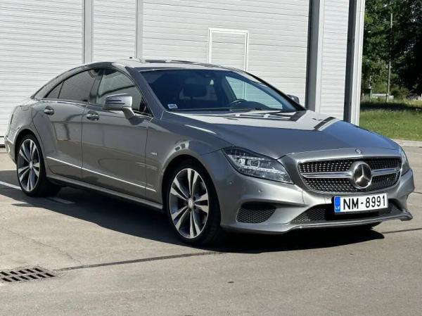 Pelēks Mercedes-Benz CLS 350 2011 Rīga, ar dzinēja tilpumu 3.00 L un nobraukumu 290 tūkst. km par 14990 €, foto 3 vietnē AUTOMOTO.COM.LV