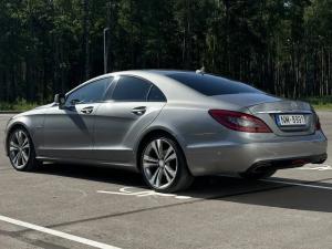 Pelēks Mercedes-Benz CLS 350 2011 Rīga, ar dzinēja tilpumu 3.00 L un nobraukumu 290 tūkst. km par 14990 €, foto 8 vietnē AUTOMOTO.COM.LV