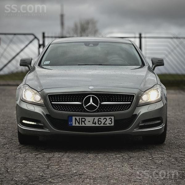 Pelēks Mercedes-Benz CLS 350 2012 Liepāja, ar dzinēja tilpumu 3.00 L un nobraukumu 253 tūkst. km par 12300 €, foto 2 vietnē AUTOMOTO.COM.LV