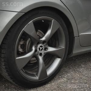 Pelēks Mercedes-Benz CLS 350 2012 Liepāja, ar dzinēja tilpumu 3.00 L un nobraukumu 253 tūkst. km par 12300 €, foto 10 vietnē AUTOMOTO.COM.LV
