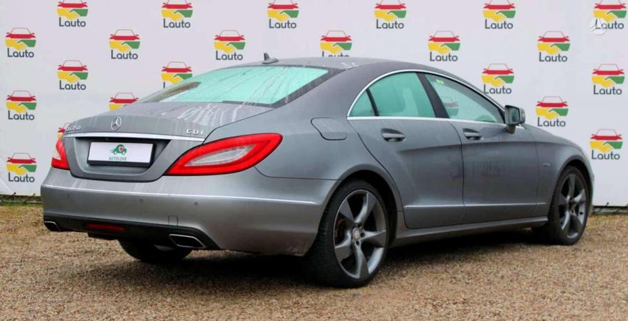 Pelēks Mercedes-Benz CLS 350 2012 Viļņa, ar dzinēja tilpumu 3.00 L un nobraukumu 280 tūkst. km par 13490 €, foto 4 vietnē AUTOMOTO.COM.LV