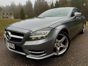 Pelēks Mercedes-Benz CLS 350 2012 Viļņa, ar dzinēja tilpumu 0.00 L un nobraukumu 335 tūkst. km par 13000 €, foto 2 vietnē AUTOMOTO.COM.LV