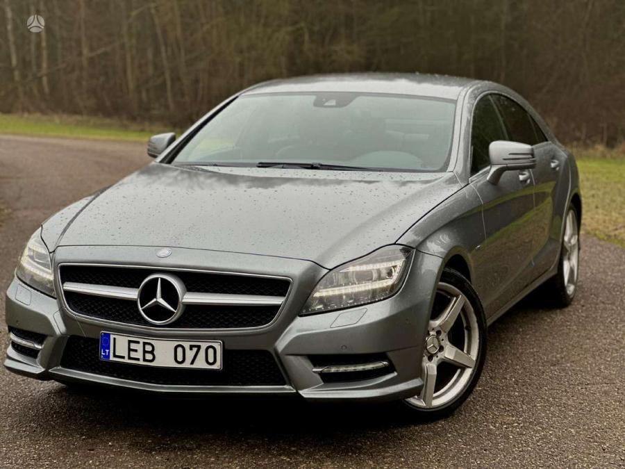 Pelēks Mercedes-Benz CLS 350 2012 Viļņa, ar dzinēja tilpumu 0.00 L un nobraukumu 335 tūkst. km par 13000 €, foto 3 vietnē AUTOMOTO.COM.LV