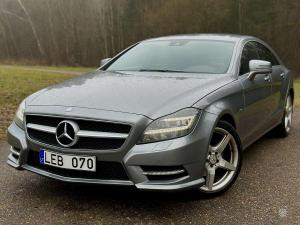 Pelēks Mercedes-Benz CLS 350 2012 Viļņa, ar dzinēja tilpumu 0.00 L un nobraukumu 335 tūkst. km par 13000 €, foto 4 vietnē AUTOMOTO.COM.LV