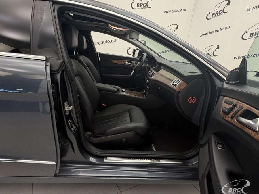 Grey Mercedes-Benz CLS 350 2012 in Vilnius, with an engine capacity of 2.99 L and mileage of 263 thousand km for 12900 €, photo 6 on AUTOMOTO.COM.LV