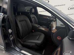 Grey Mercedes-Benz CLS 350 2012 in Vilnius, with an engine capacity of 2.99 L and mileage of 263 thousand km for 12900 €, photo 9 on AUTOMOTO.COM.LV