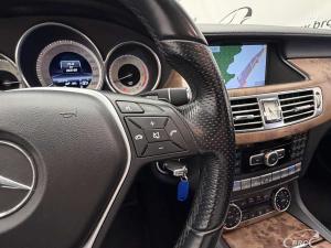 Grey Mercedes-Benz CLS 350 2012 in Vilnius, with an engine capacity of 2.99 L and mileage of 263 thousand km for 12900 €, photo 31 on AUTOMOTO.COM.LV